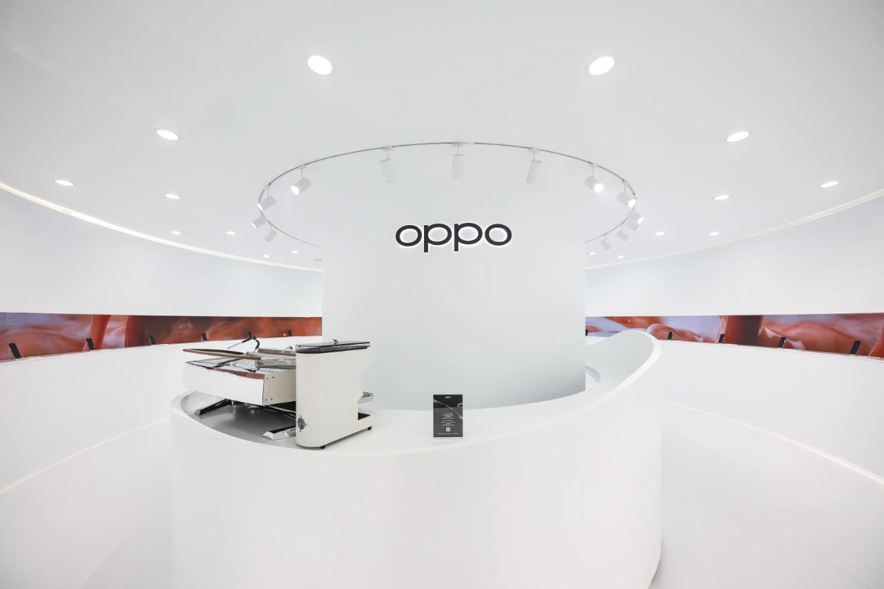 OPPO也跨界做咖啡开咖啡馆了 OPPO宇宙摩卡咖啡馆开业时间 中国咖啡网